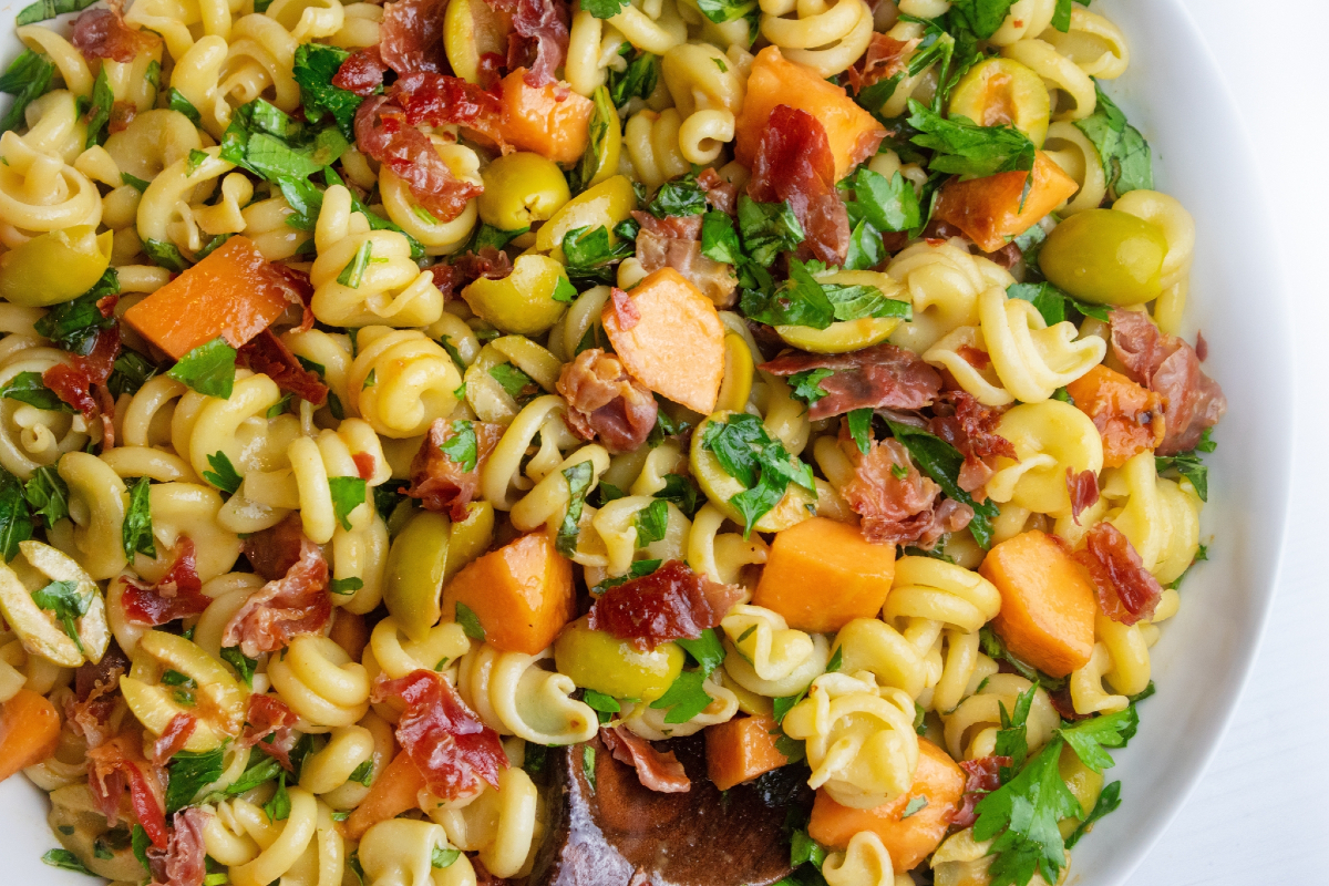Grilled Melon and Prosciutto Pasta Salad Recipe